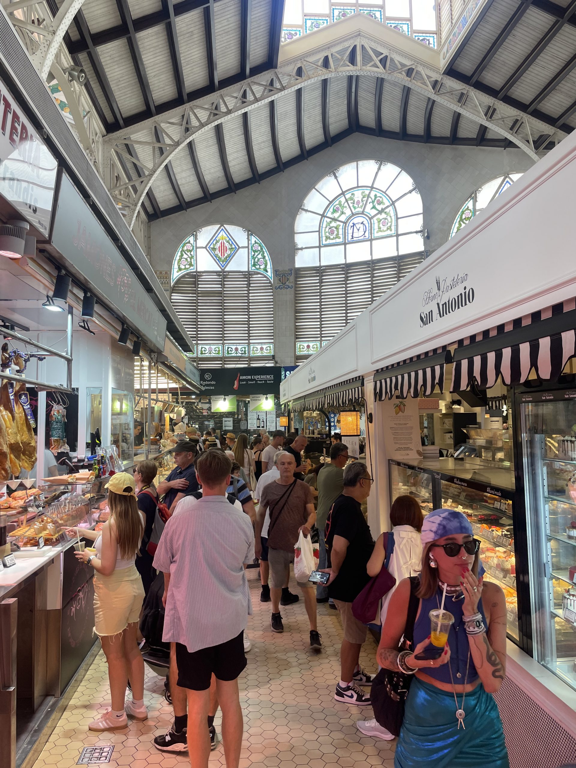 What to Eat at Valencia Central Market